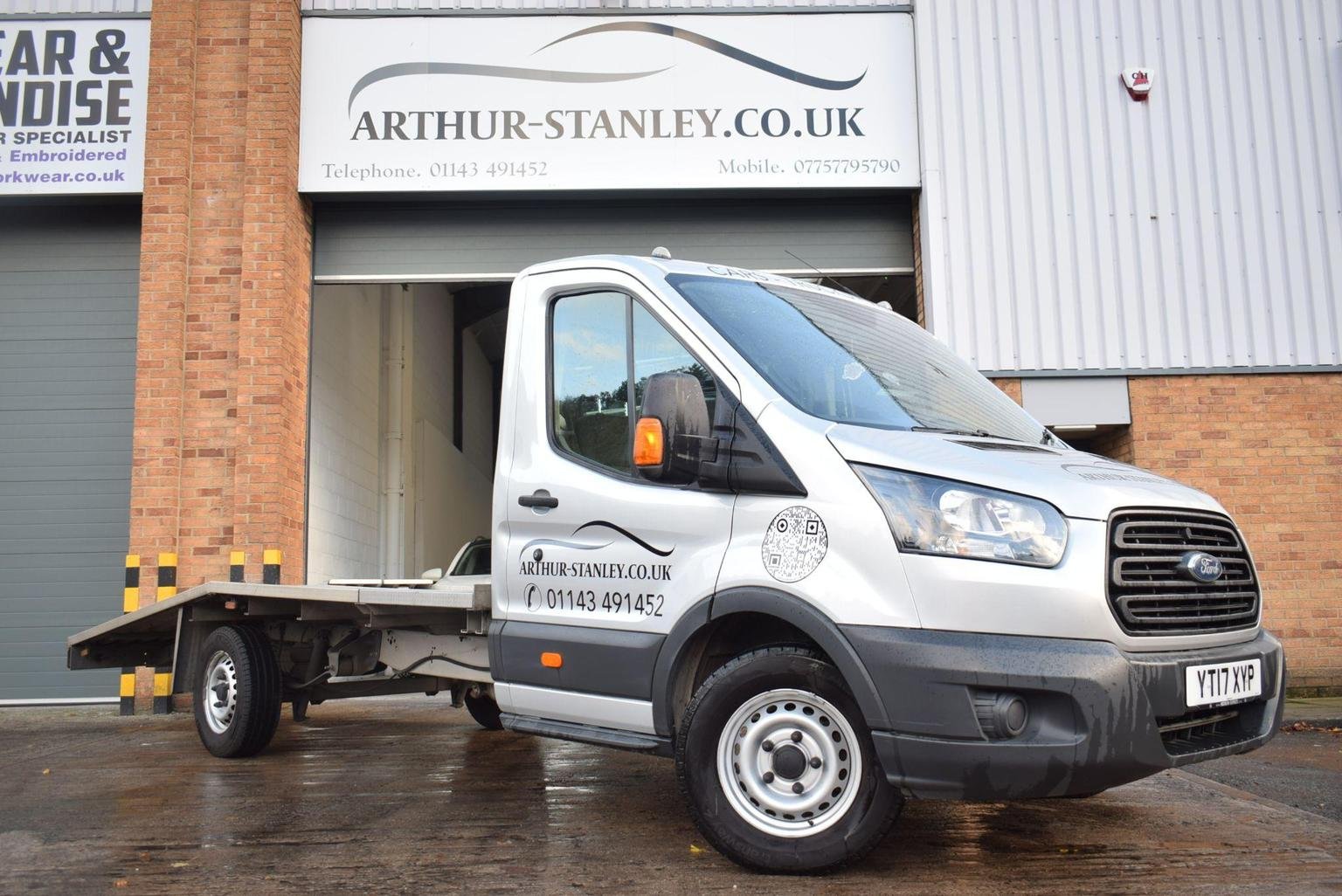Used LAND ROVER DISCOVERY SPORT 2016 Grey for sale - £10980 in ...