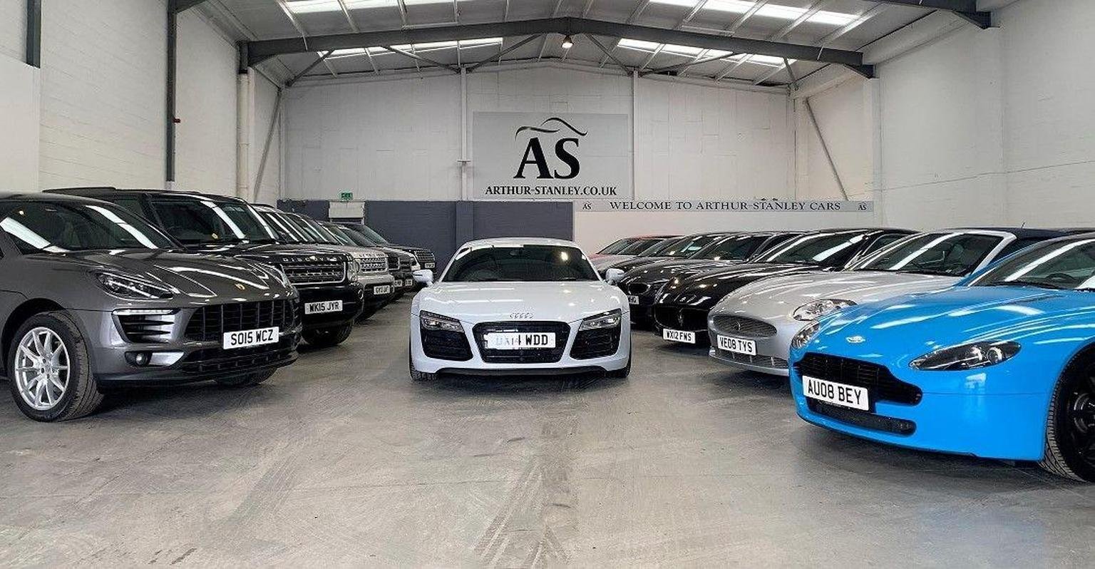 Used LAND ROVER DISCOVERY SPORT 2016 Grey for sale - £10980 in ...